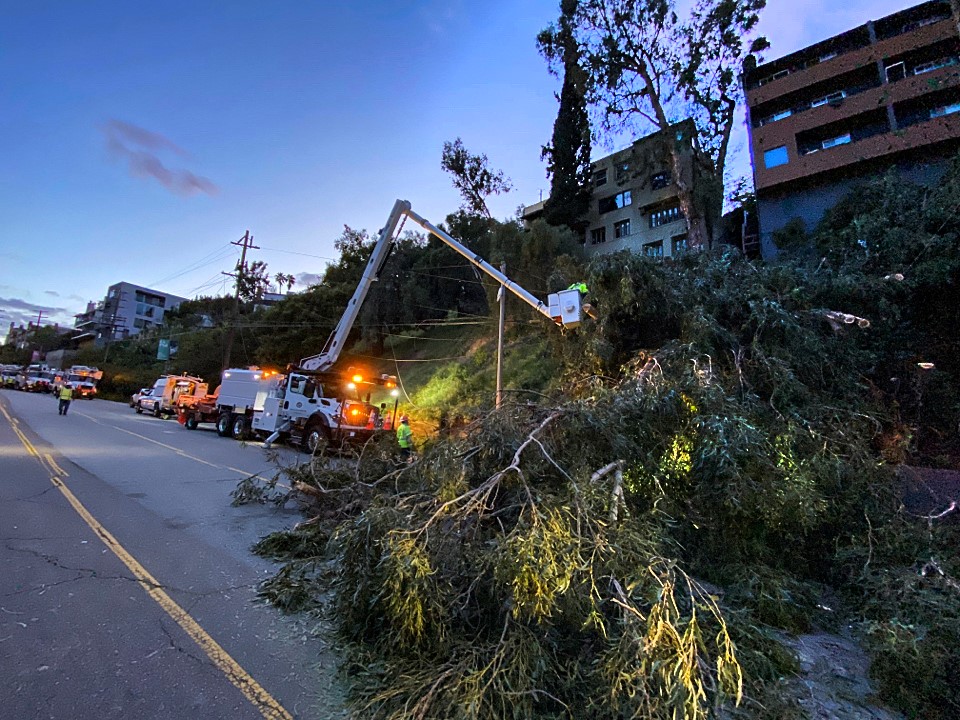 LADWP Crews Prepare for Another Heavy Rain Storm - The San Fernando ...