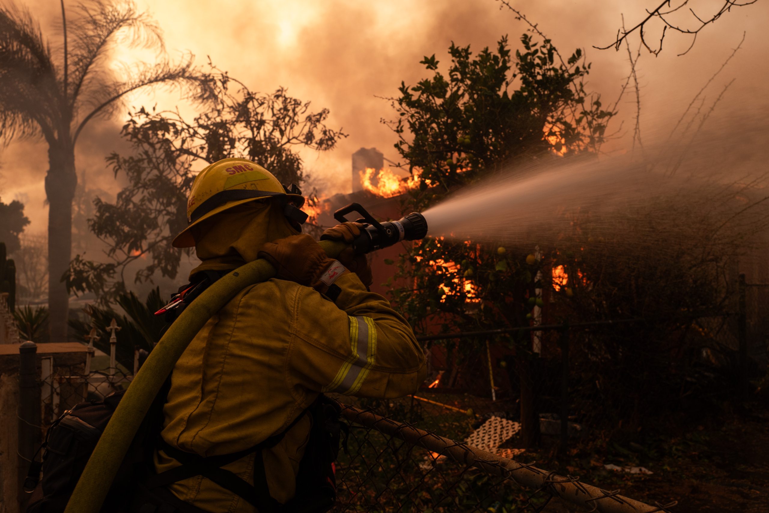 Monumental Fires Rage Across Los Angeles - The San Fernando Valley Sun
